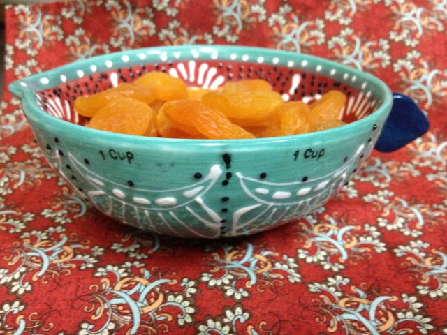 Stewed Apricots with Vanilla and Cardamom « Naturally DIY